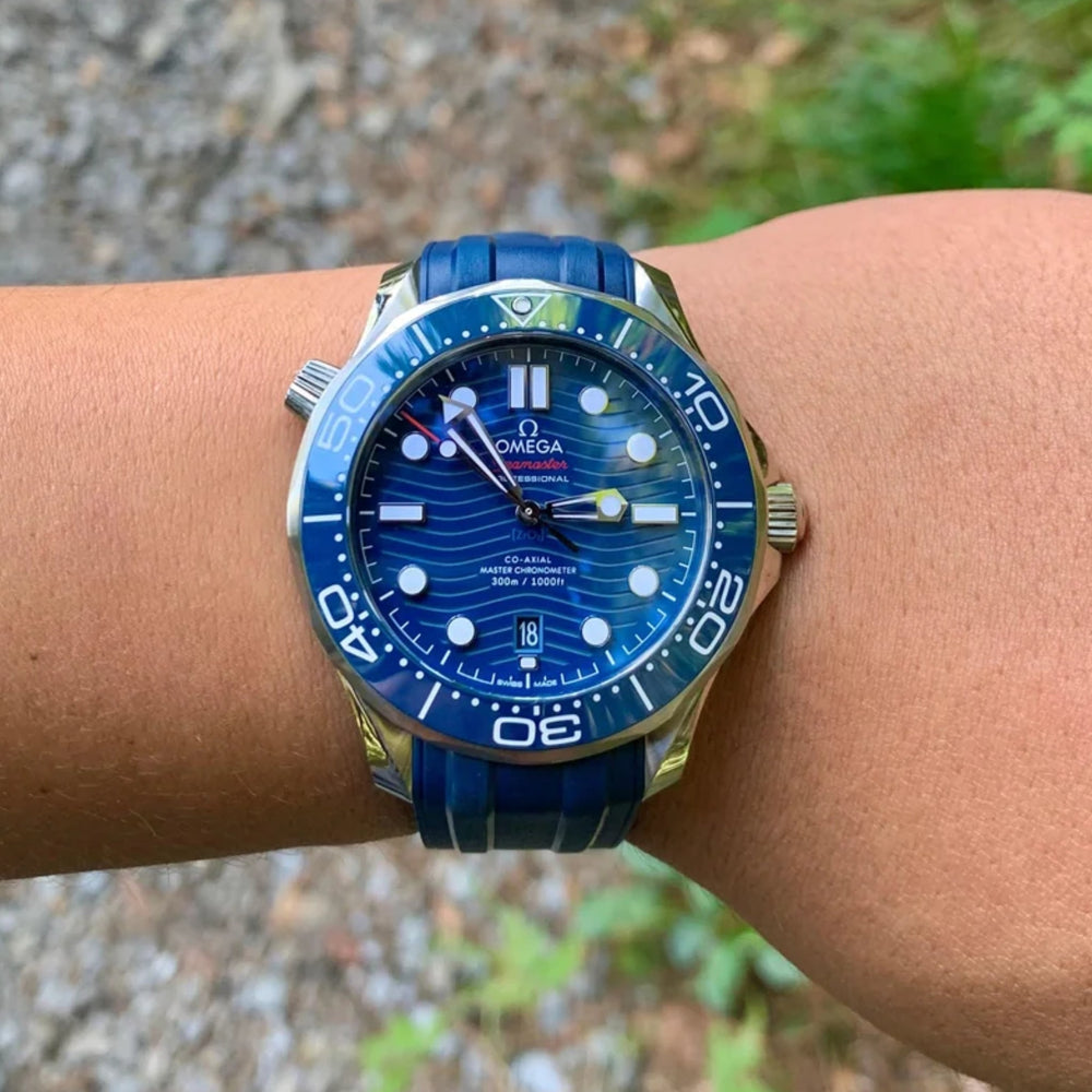 Strap for Omega Seamaster (Diver) 300 in Navy Blue - Helvetus® Swiss Straps